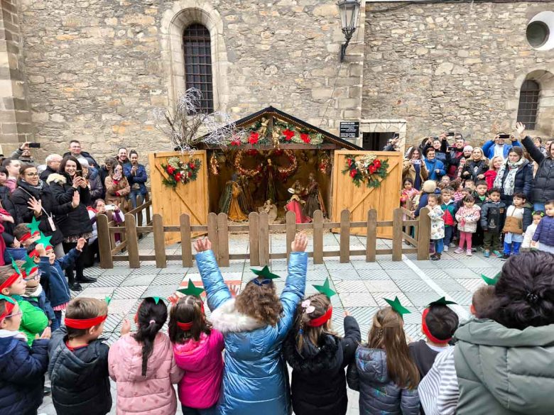 Los dos Belenes de Bembibre abren para marcar el inicio de las ...